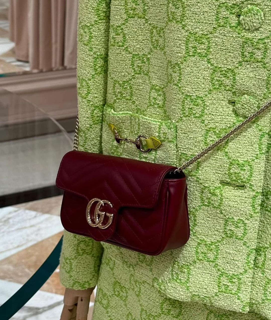 ANCORA GUCCI: inside a store | CHED